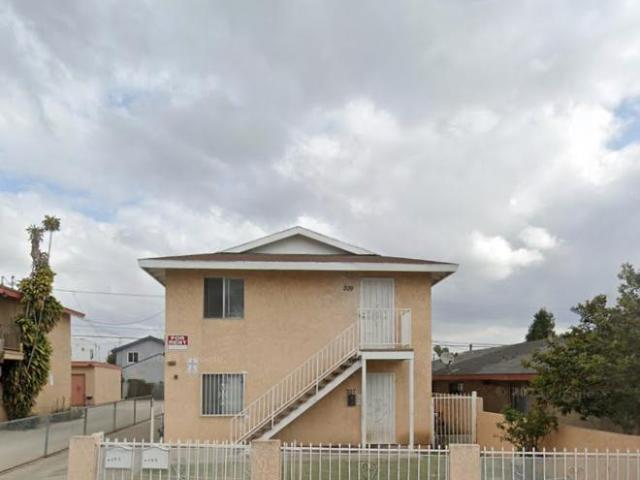 3 Br, 1 bath, Condo 207 E 116th Pl