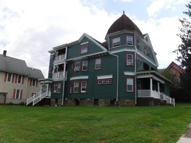 3 Br, 1 bath, Condo 21 Orange St