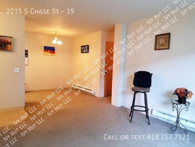 3 Br, 1 bath, Condo 2215 S Chase St