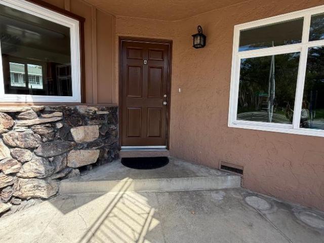 3 Br, 1 bath, Condo 2249 Monroe St