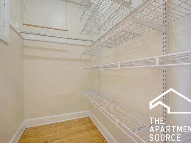 3 Br, 1 bath, Condo 2241 West 21st Street
