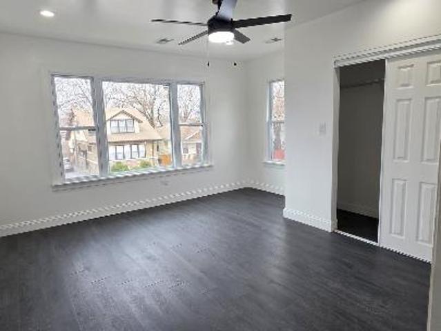 3 Br, 1 bath, Condo 22 E 101st Place