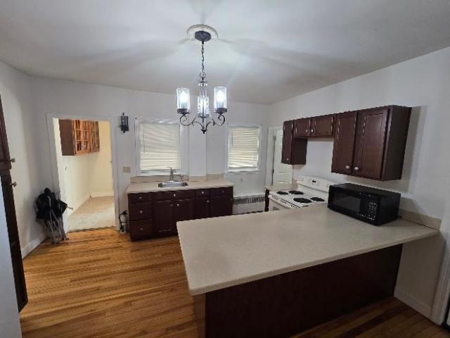 3 Br, 1 bath, Condo 27 Shelby St