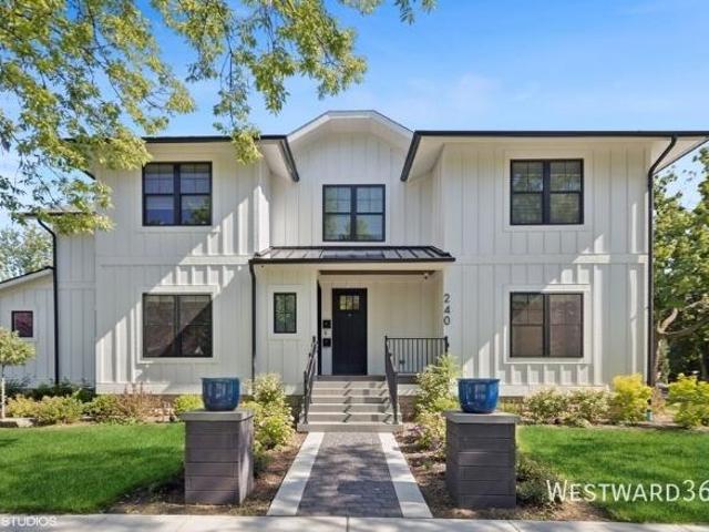 3 Br, 1 bath, Condo 240 S Brainard Ave
