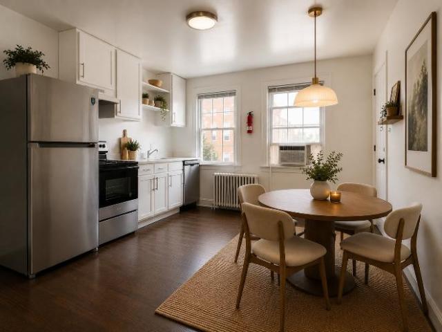 3 Br, 1 bath, Condo 2425 E St NE