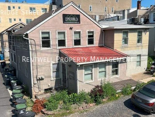 3 Br, 1 bath, Condo 245 Bridge Street