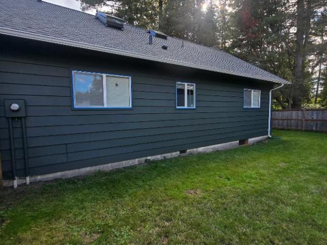 3 Br, 1 bath, Condo 2504 167th Place SE