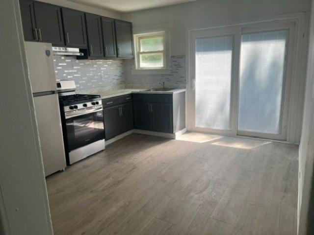3 Br, 1 bath, Condo 251 Maple Ave