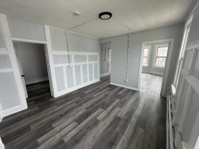 3 Br, 1 bath, Condo 255 Lafayette St