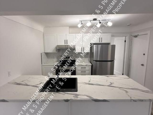 3 Br, 1 bath, Condo 280 Blake Blvd