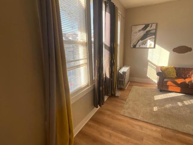 3 Br, 1 bath, Condo 284 Wainwright Street