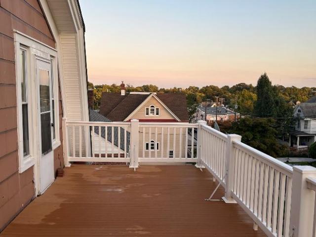 3 Br, 1 bath, Condo 2900 Ailsa Ave