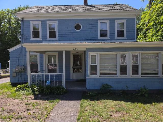 3 Br, 1 bath, Condo 295 Providence Street