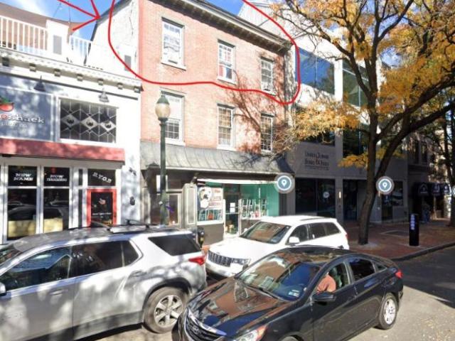 3 Br, 1 bath, Condo 29 West Gay Street