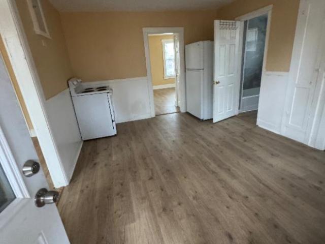 3 Br, 1 bath, Condo 33 Crystal St