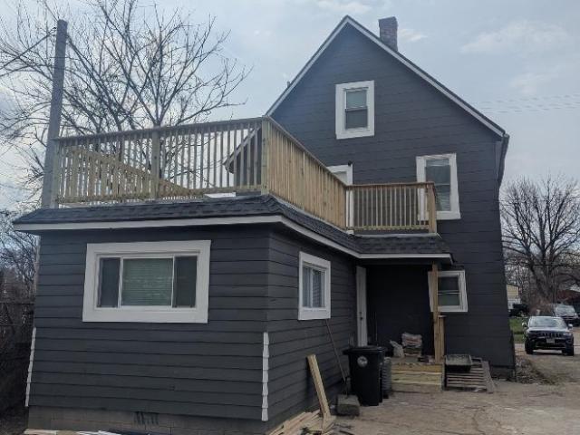3 Br, 1 bath, Condo 3061 W 46th St