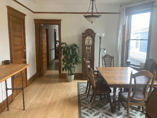 3 Br, 1 bath, Condo 3117 N Cilfton