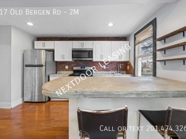 3 Br, 1 bath, Condo 317 Old Bergen Rd