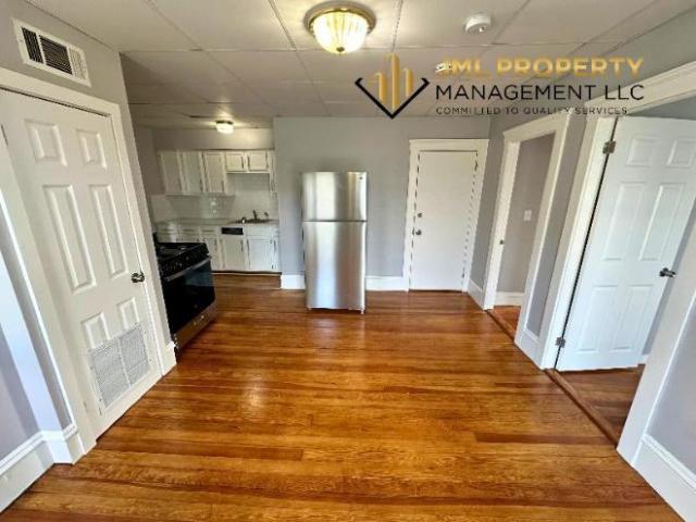 3 Br, 1 bath, Condo 321 Union St