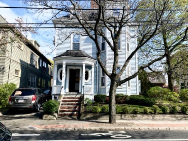 3 Br, 1 bath, Condo 322 Brookline St