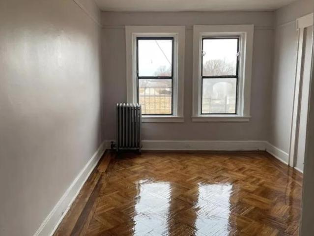 3 Br, 1 bath, Condo 329 Park Ave