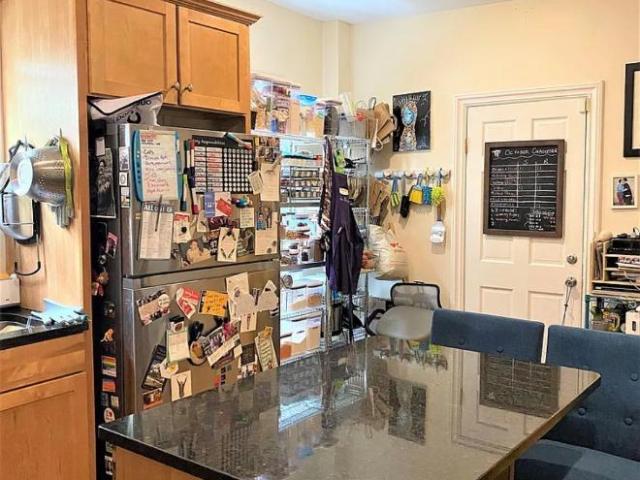 3 Br, 1 bath, Condo 32 Forbes Street