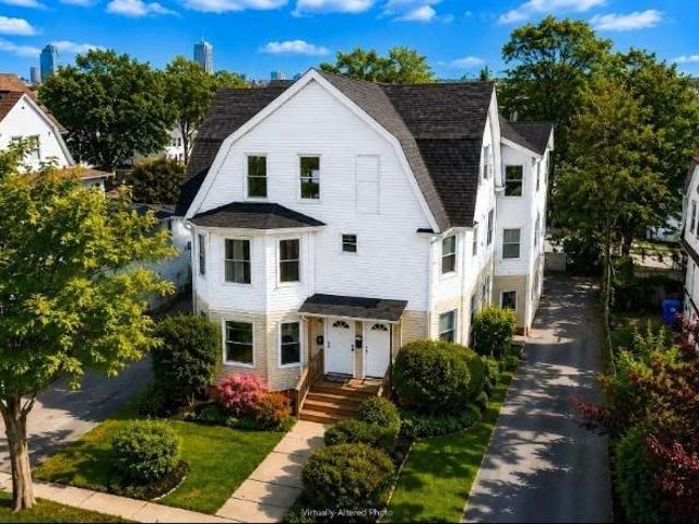 3 Br, 1 bath, Condo 37 39 Wilmont St