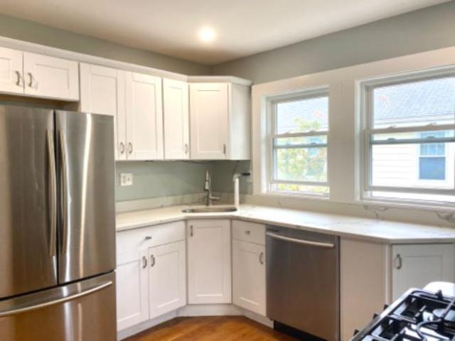 3 Br, 1 bath, Condo 347 Vermont St