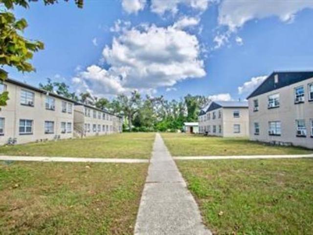 3 Br, 1 bath, Condo 3519 E 1st Ct