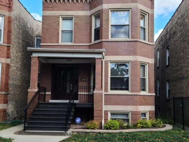 3 Br, 1 bath, Condo 3707 N Bernard