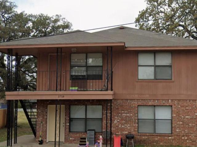 3 Br, 1 bath, Condo 3718 Torrence