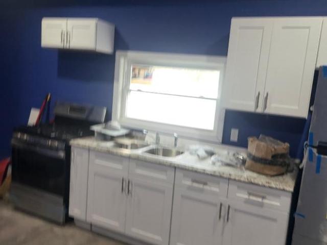 3 Br, 1 bath, Condo 39 Union St