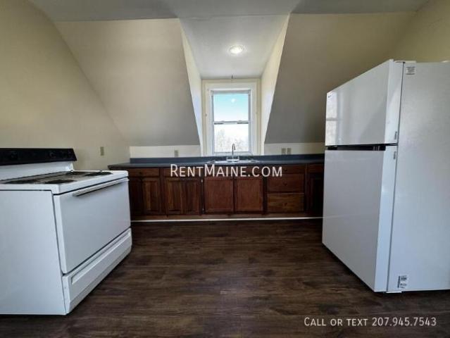 3 Br, 1 bath, Condo 3 Summer Street