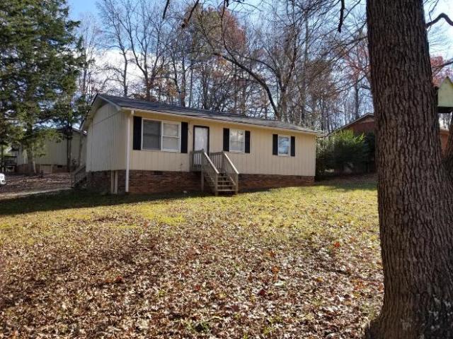 3 Br, 1 bath, Other 613 Vista Cir
