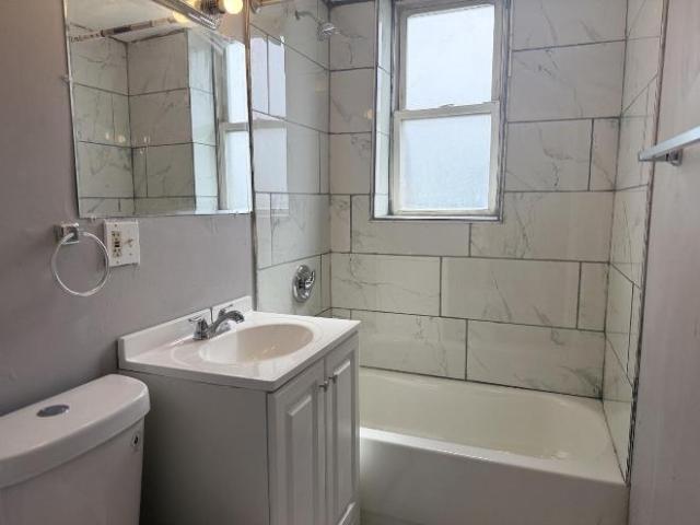 3 Br, 1 bath, Other 7450 South Maryland Avenue/824 E 75th St