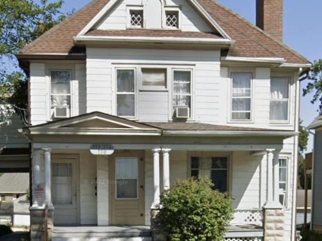 3 Br, 1 bath, Other 772 W Lincoln Blvd