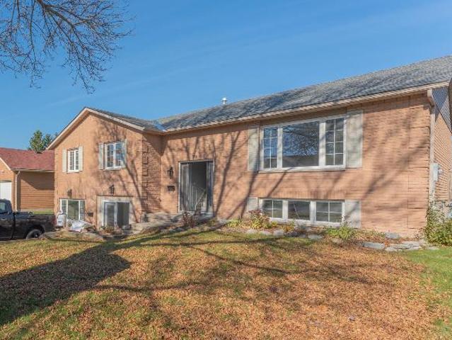 3 Br, 1 bath, Other 79 Barker Drive