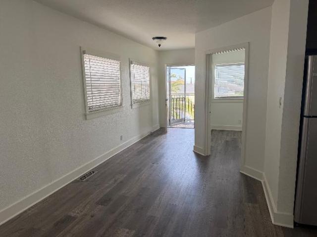 3 Br, 1 bath, Other 1137 South Cabrillo Avenue