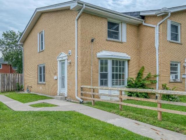 3 Br, 1 bath, Other 153 Arbour Glen Crescent