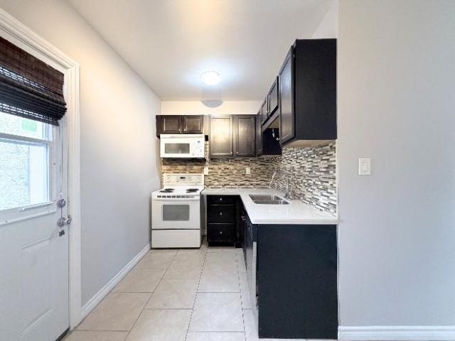 3 Br, 1 bath, Other 189 Stinson Street