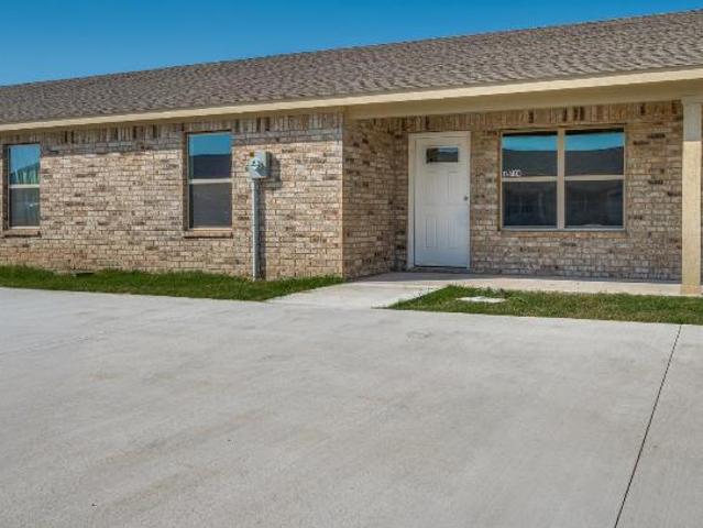 3 Br, 1 bath, Other 19148 Cabo Way
