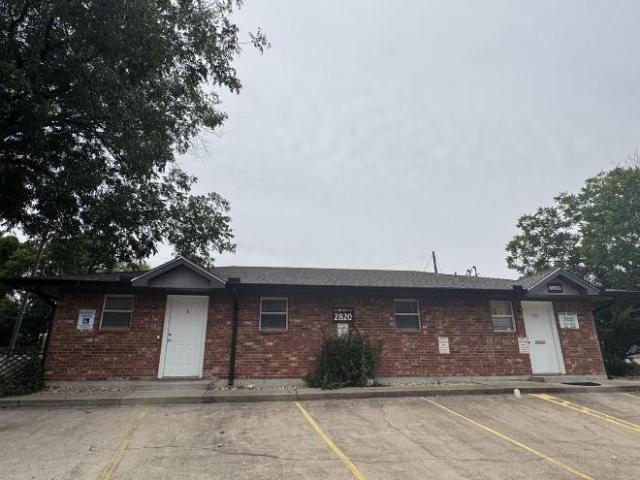 3 Br, 1 bath, Other 2820 Cedar Circle