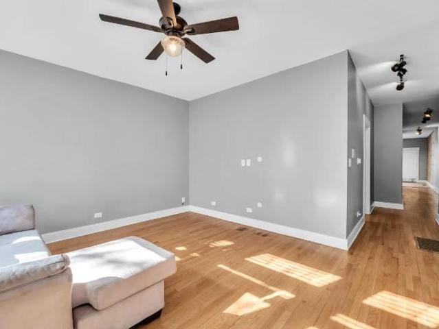 3 Br, 1 bath, Other 3208 W Wabansia Avenue