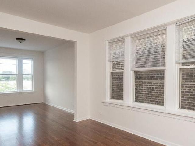 3 Br, 1 bath, Other 3935 West Fullerton Avenue