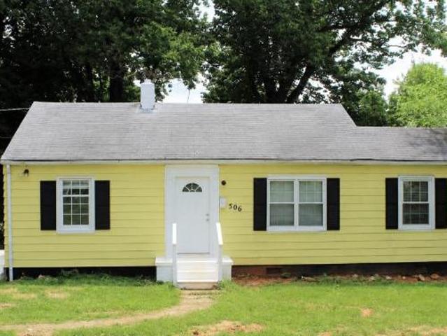 3 Br, 1 bath, Single Family Home 506 Player Drive