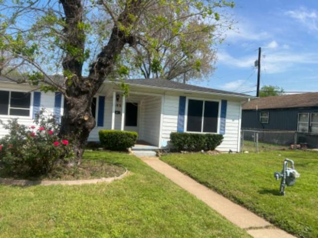 3 Br, 1 bath, Single Family 1402 W Martin Luther King Street