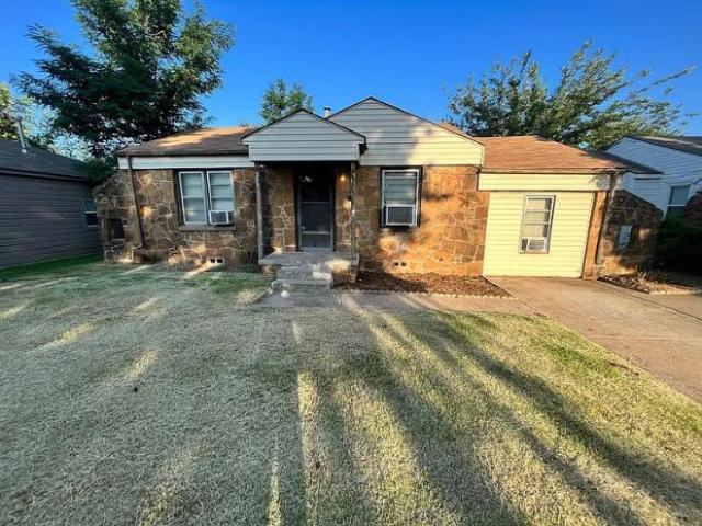 3 Br, 1 bath, Single Family 1407 Felix Pl