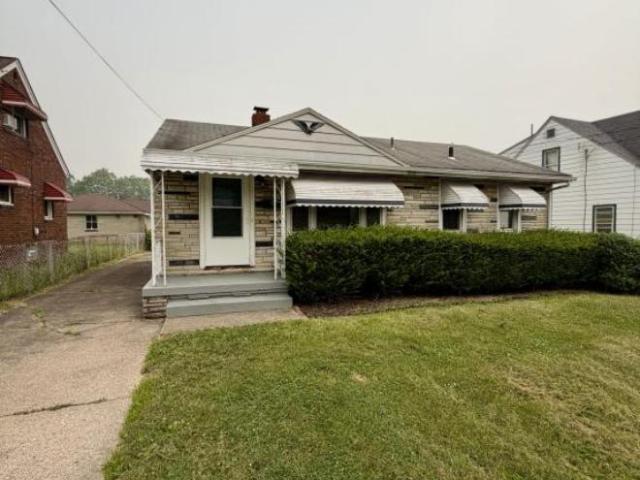 3 Br, 1 bath, Single Family 1408 E Boston Ave