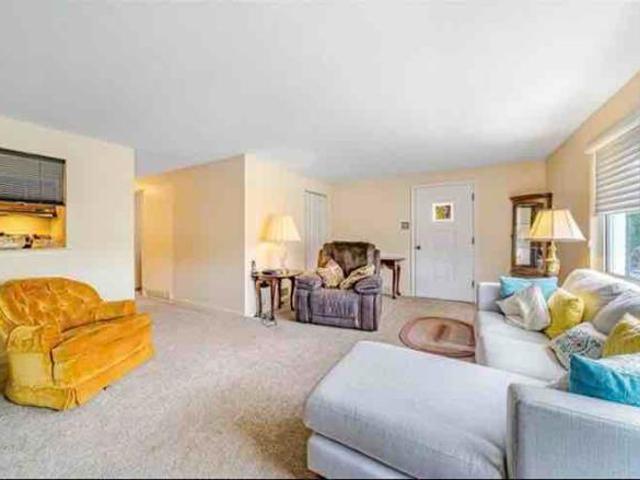 3 Br, 1 bath, Single Family 140 Greenbriar Dr