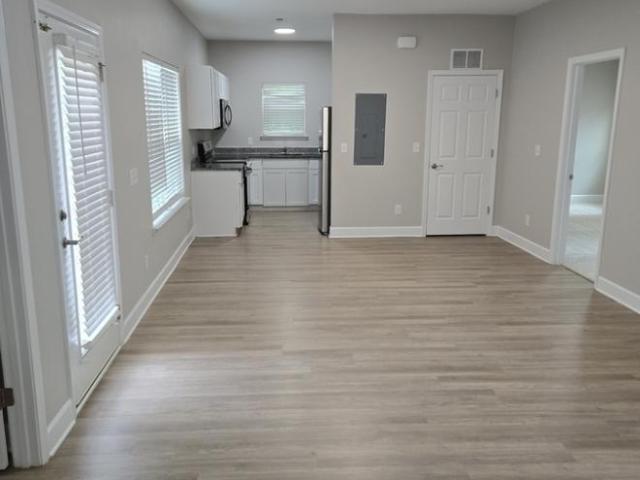 3 Br, 1 bath, Single Family 1425 Joy Way